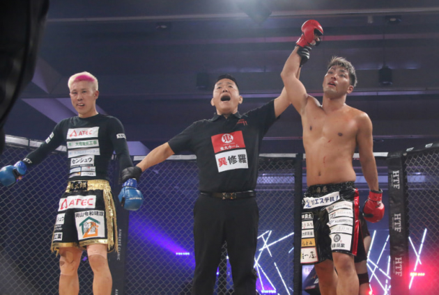 【BreakingDown】“1000万円企画2位”よーでぃー、“地下格無敗”桃太郎からダウンを奪う激勝！ - eFight【イーファイト】格闘技情報を毎日配信！