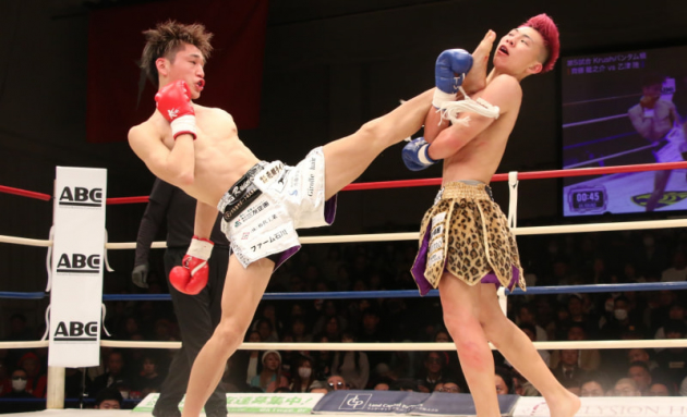 【Krush】伊藤健人、右ストレート一撃“38秒”KOで新王者に！横山朋哉も王者・髙橋直輝を下し初戴冠 - eFight【イーファイト】格闘技情報を毎日配信！