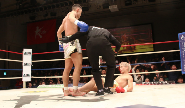 【Krush】伊藤健人、右ストレート一撃“38秒”KOで新王者に！横山朋哉も王者・髙橋直輝を下し初戴冠 - eFight【イーファイト】格闘技情報を毎日配信！