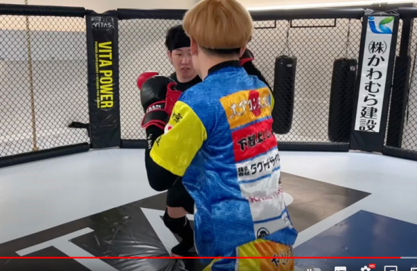 朝倉未来、BD王者・井原良太郎にまさかの苦戦!?「当て勘すごい」Krush王者・篠塚辰樹に宣戦布告も - eFight【イーファイト】格闘技情報を毎日配信！