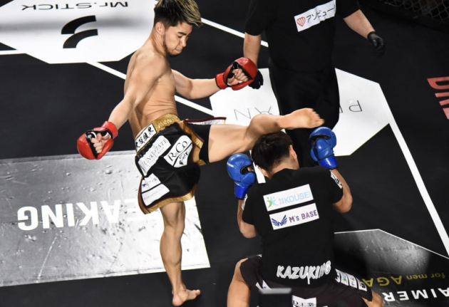 【BD】“空手家”よしきまる、戦慄ヒザ蹴りで悶絶のKO勝利！かずきんぐを撃破 - eFight【イーファイト】格闘技情報を毎日配信！