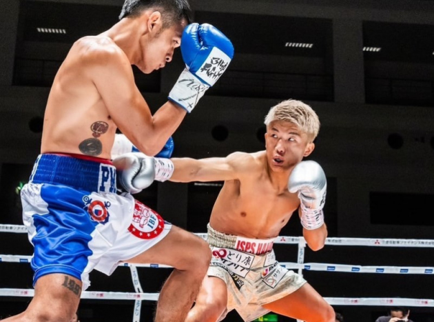 【ボクシング】重岡銀次朗が一撃KOでV2！“電光石火”のボディにIBF6位・アンパロは立てず＝試合結果 - eFight【イーファイト】格闘技情報を毎日配信！