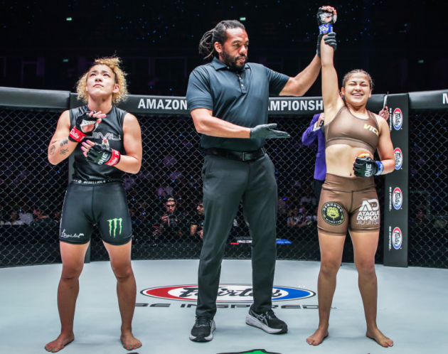 “マッスル美女戦士”平田樹、ジーンズ下げ鍛えた肉体公開！「モデルやるべき」ファン熱狂＝ONE - eFight【イーファイト】格闘技情報を毎日配信！