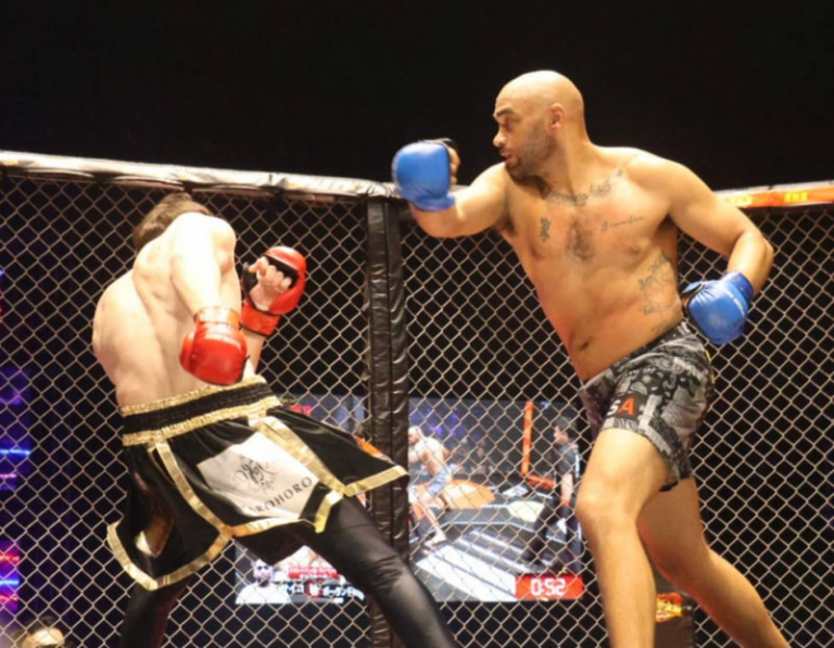 【BD】“全米最凶ボクサー”サイコ、ポーランドの刺客を剛腕フックでKO！「どんな敵でも来てくれ」継続参戦アピール - eFight【イーファイト】格闘技情報を毎日配信！