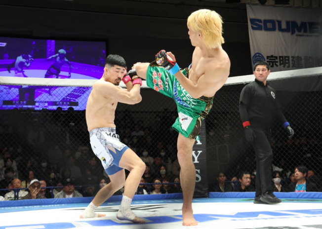 【結果】3.15『DEEP』フェザー級GP一回戦ほか全試合＝ディープ - eFight【イーファイト】格闘技情報を毎日配信！