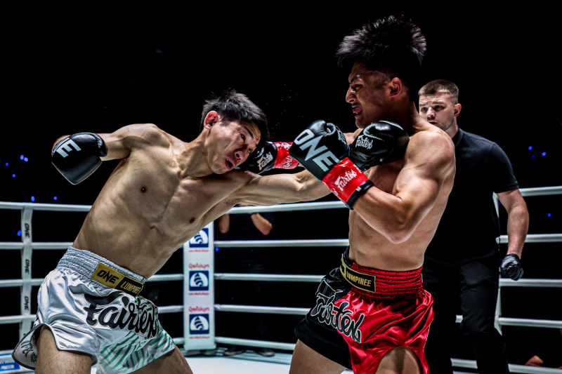 【ONE】HOOST CUP王者・成尾拓輝、“壮絶打ち合い”逆転KO！3連続KO勝利でファイトボーナスも獲得 - eFight【イーファイト】格闘技情報を毎日配信！