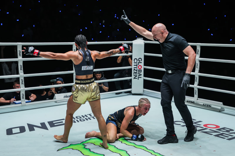 DC-30669 - eFight【イーファイト】格闘技情報を毎日配信！