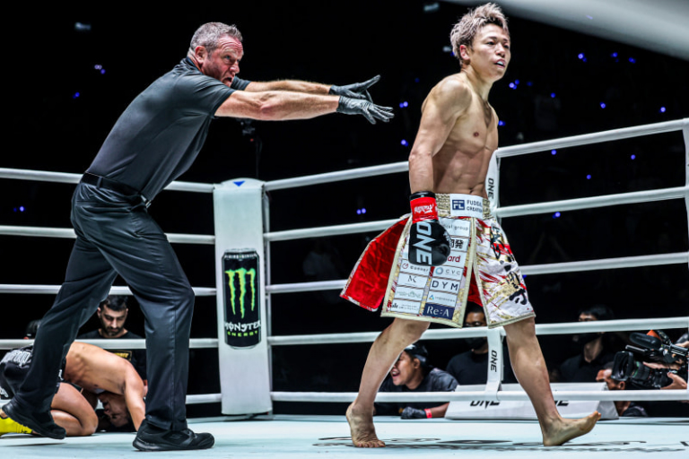 武尊が結婚！相手は26歳女優 - eFight【イーファイト】格闘技情報を毎日配信！