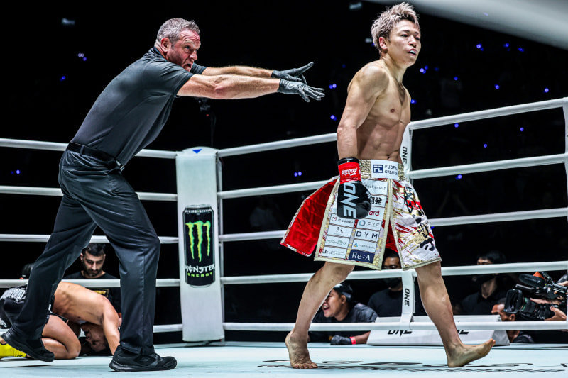 武尊が結婚！相手は26歳女優 - eFight【イーファイト】格闘技情報を毎日配信！