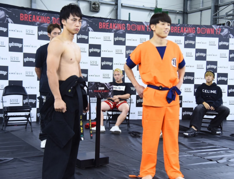 【BD】孫悟空コスの井原良太郎がブチ切れモード！大野篤貴は黒空手衣で「ぶっ飛ばす」 - eFight【イーファイト】格闘技情報を毎日配信！