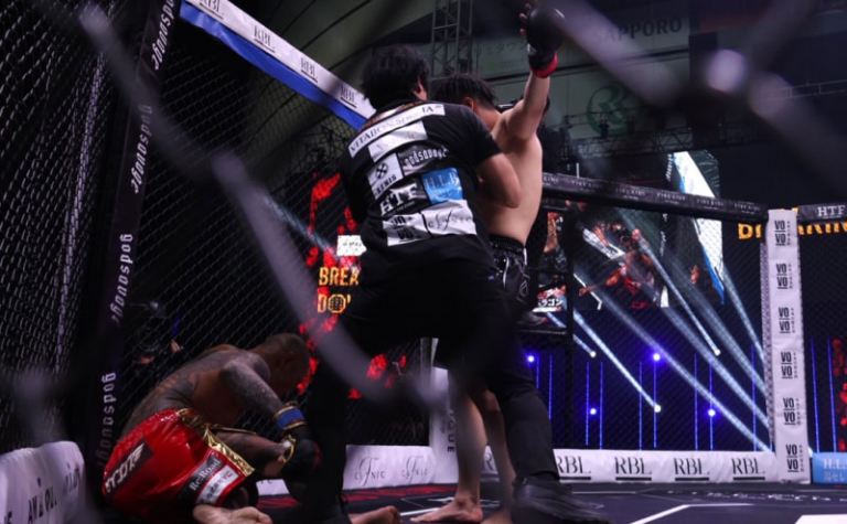 【BD】“レオ親友”ドラゴン、最強喧嘩師・村田将一をダウン撃破！BD無敗の4連勝 - eFight【イーファイト】格闘技情報を毎日配信！